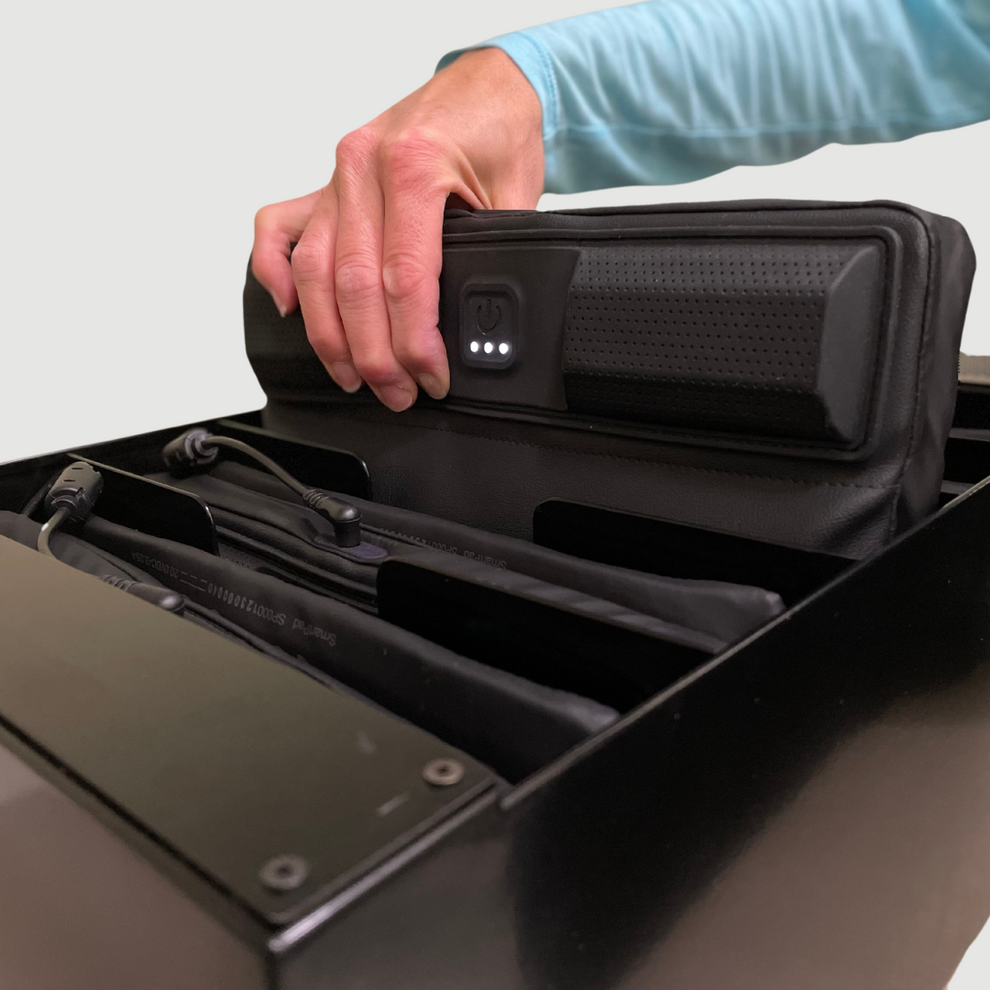 SpaceStation | SmartPad Charging Hub – XOTHRM